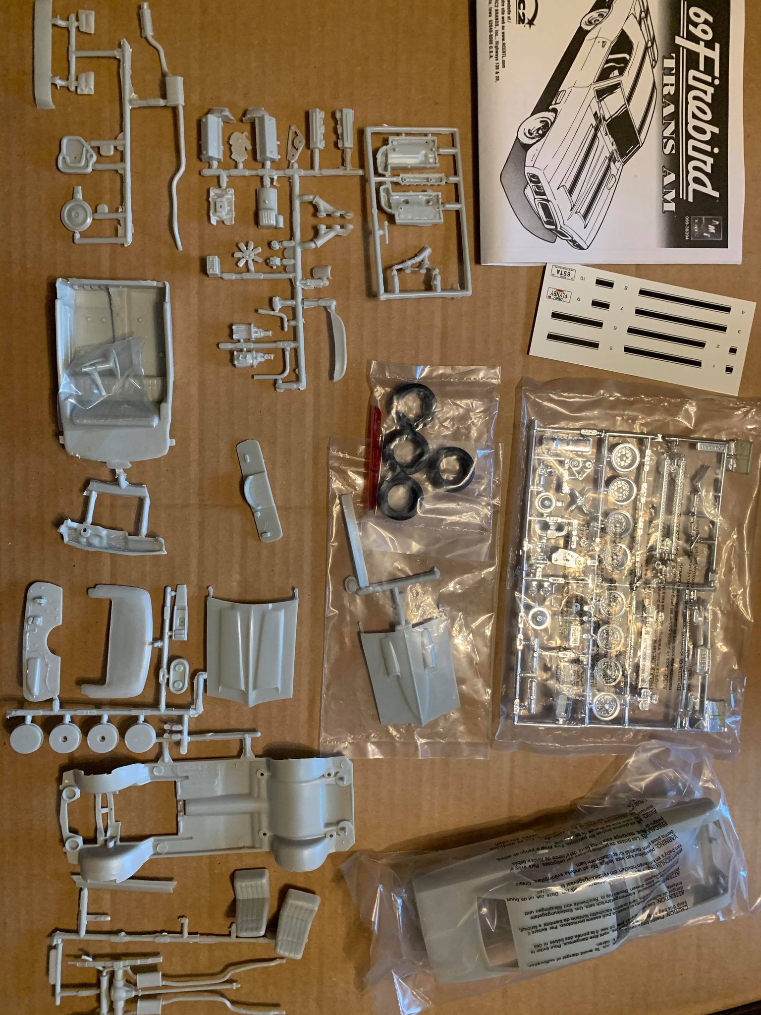 X-RAY: 1969 Pontiac Firebird Trans Am 1/25, AMT | The Model Car Showroom