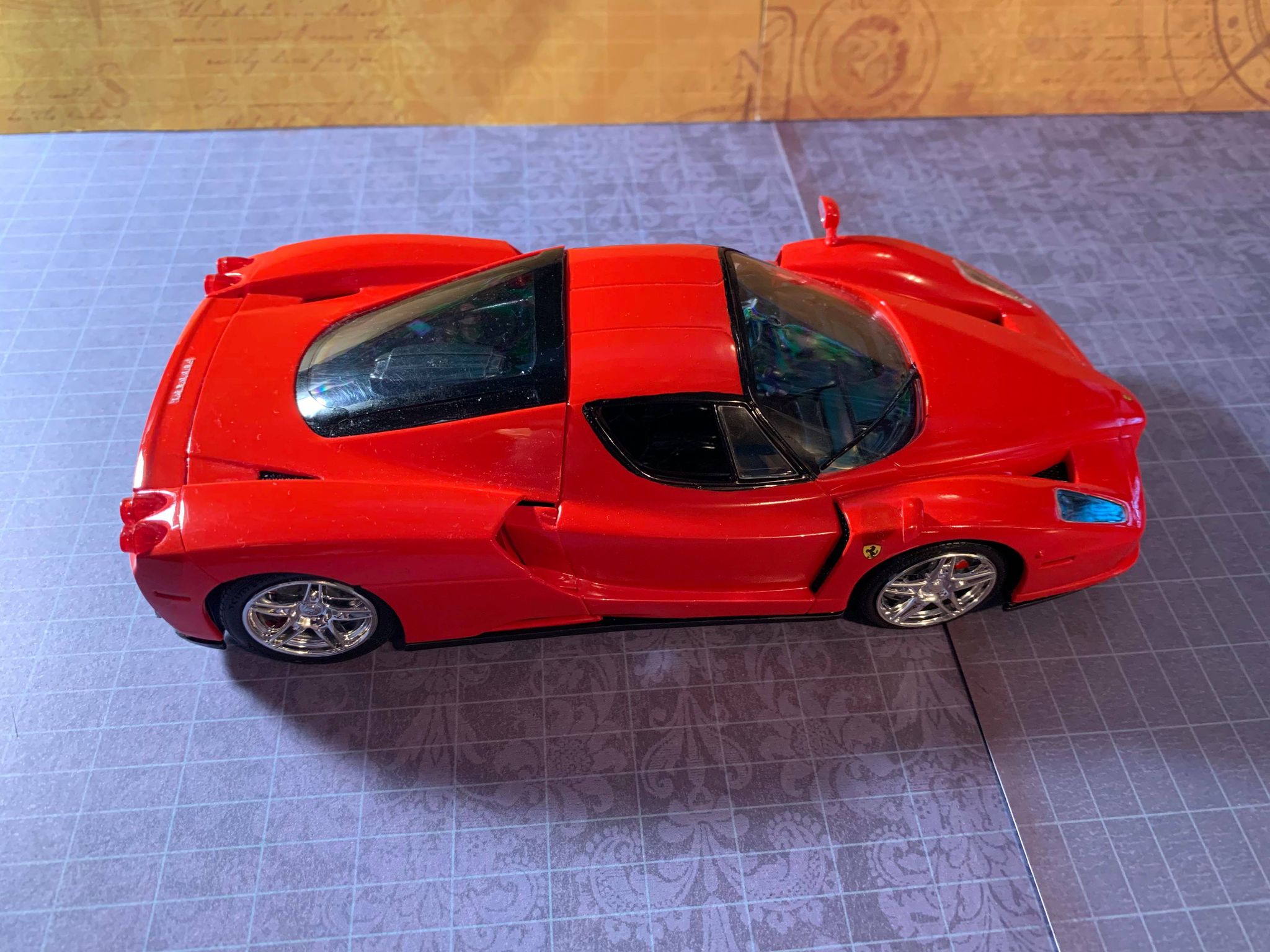 2004 Ferrari Enzo | The Model Car Showroom