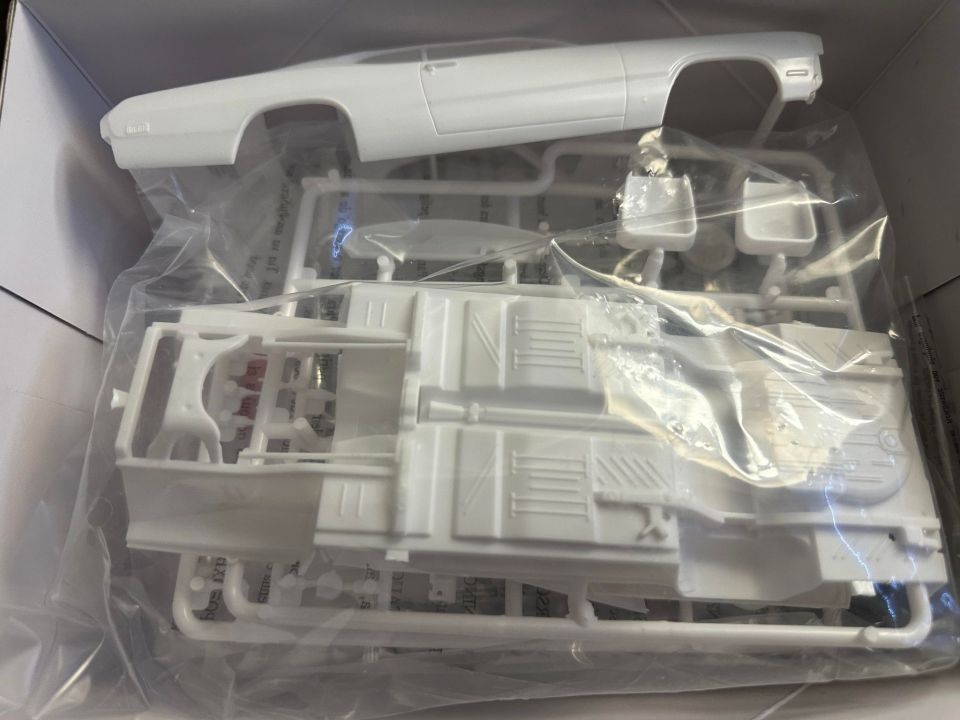 X-RAY: *NEW RELEASE* 1971 Dodge Demon, MPC 1/25 | The Model Car Showroom